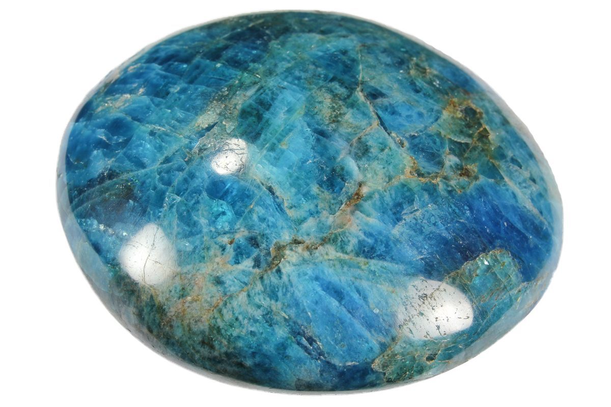Apatite: Properties, Occurrence, Uses - Geology Science