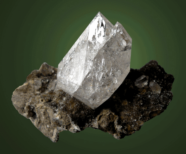 Mineral del diamante | Propiedades físicas y ópticas, Usos y ocurrencia ...
