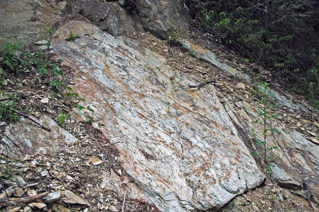 Phyllite | Composition, Properties, Formation, Uses » Geology Science