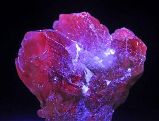 What is Alexandrite? Discovery, Properties, and Origins - Geology Science