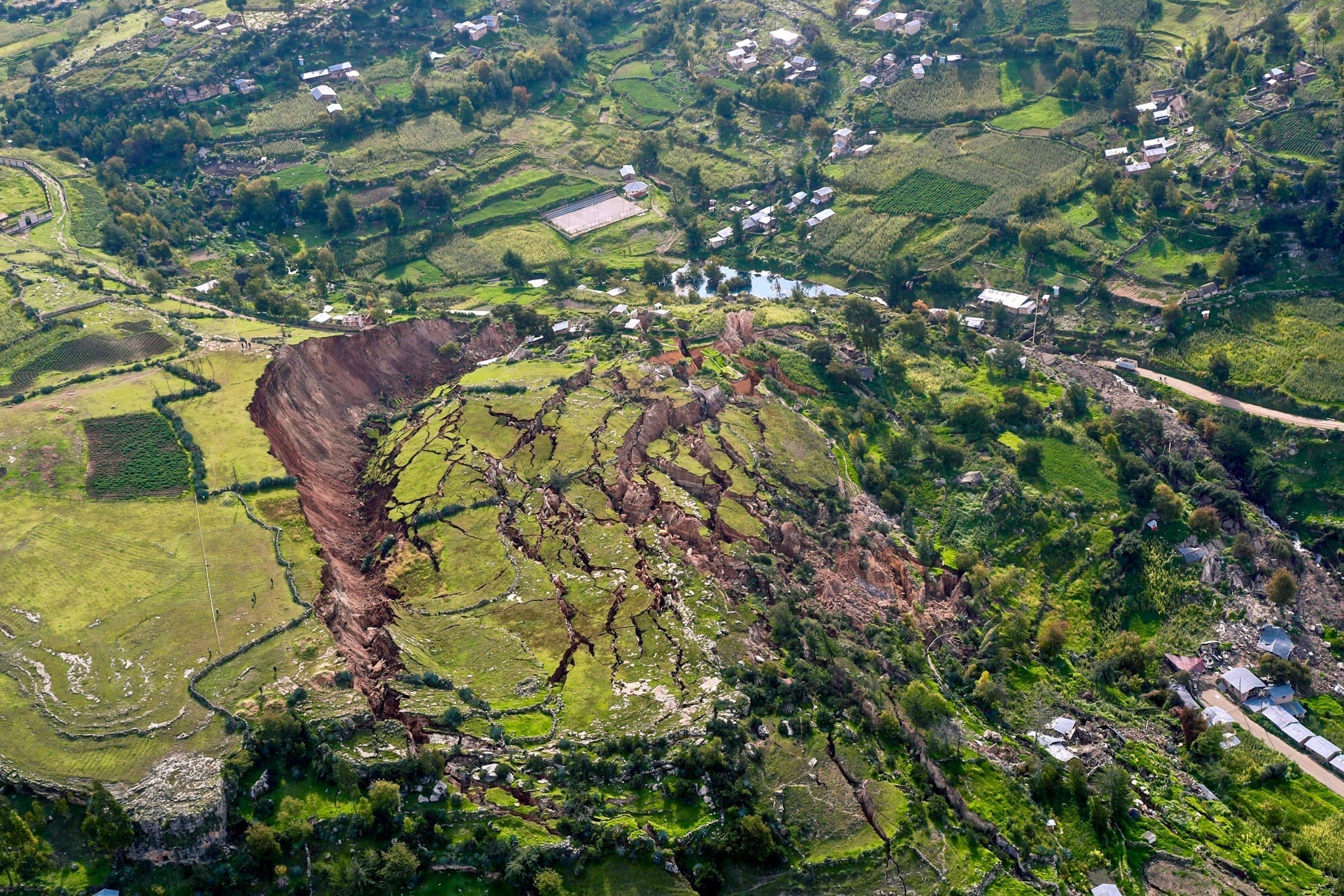 Landslide | Types of Landslides - geologyscience