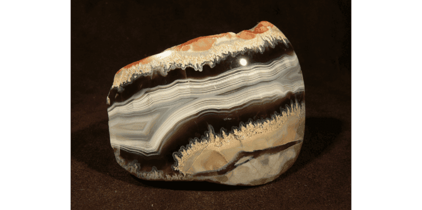 Onyx: Formation, Types, Meaning, Real vs Dyed, and Properties