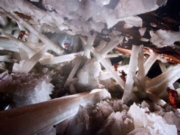 The Crystal Cave of Naica | Geology, Formation