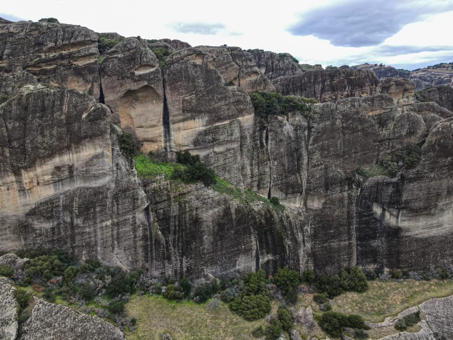 The Meteora, Greece | Geology, Rock Formations & Monastery Cliffs