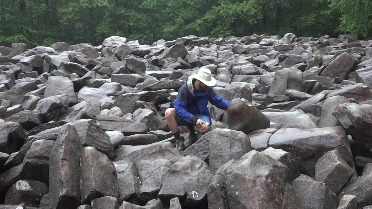 Ringing Rocks County Park, USA : Geology, Formation