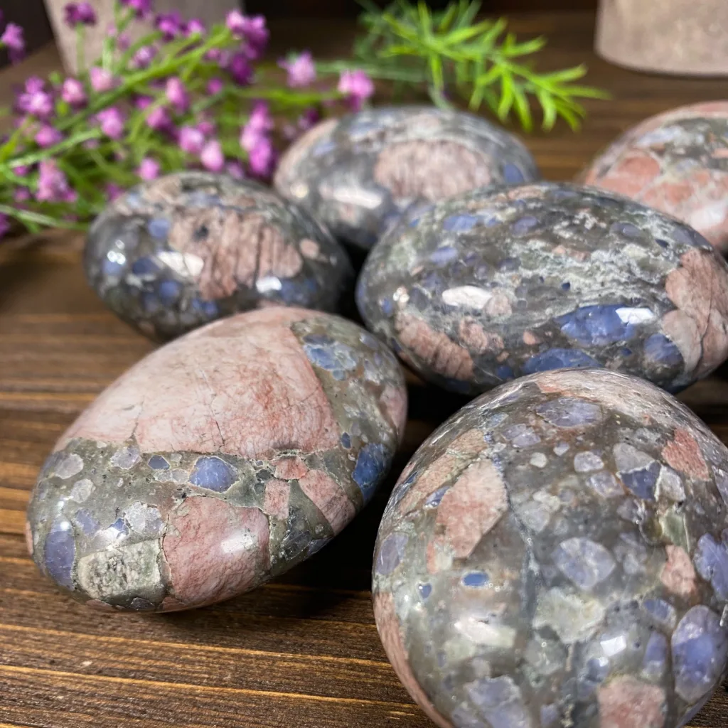 Llanite : Properties, Formation, Composition » Geology Science