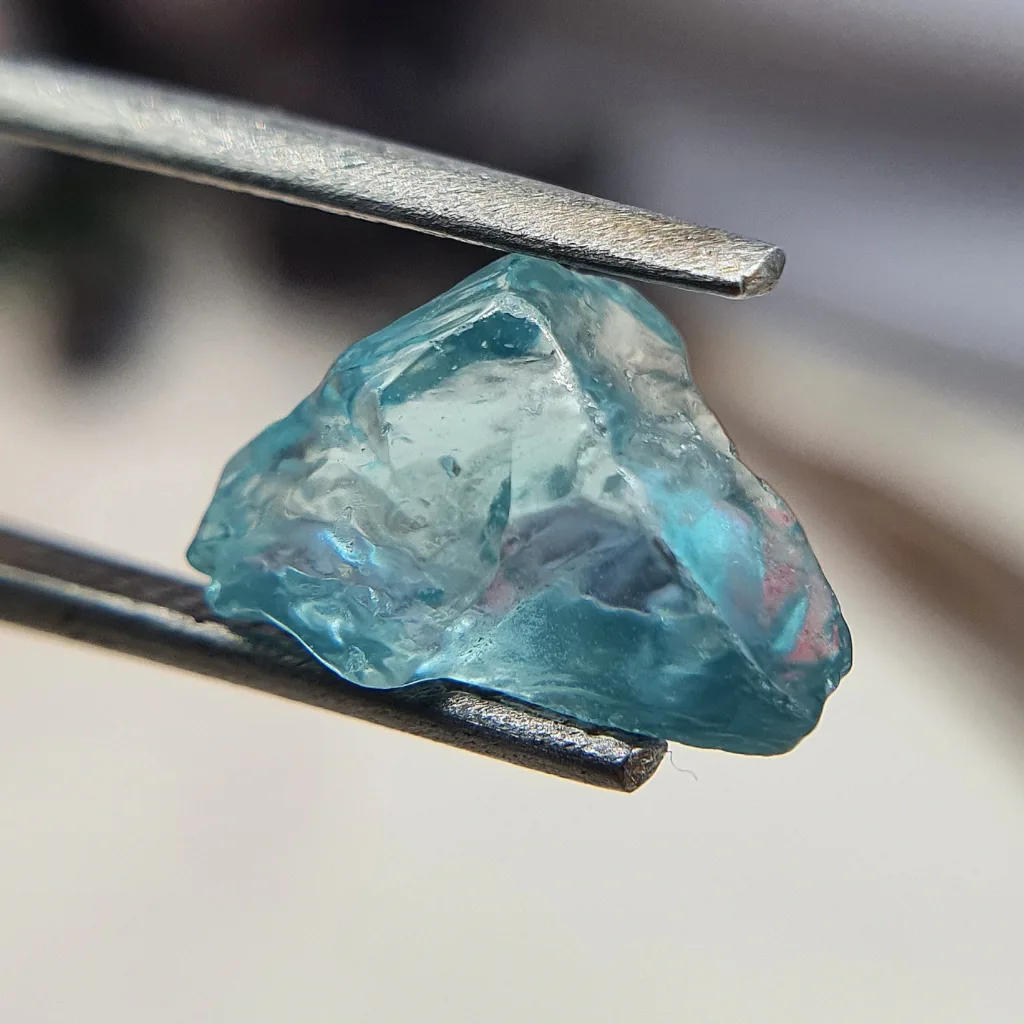 Blue Zircon : Gemstone, Properties, Formation, Localities » Geology Science