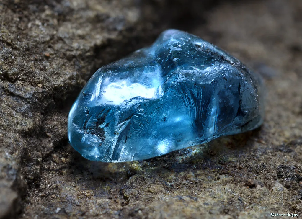 Blue Zircon : Gemstone, Properties, Formation, Localities » Geology Science