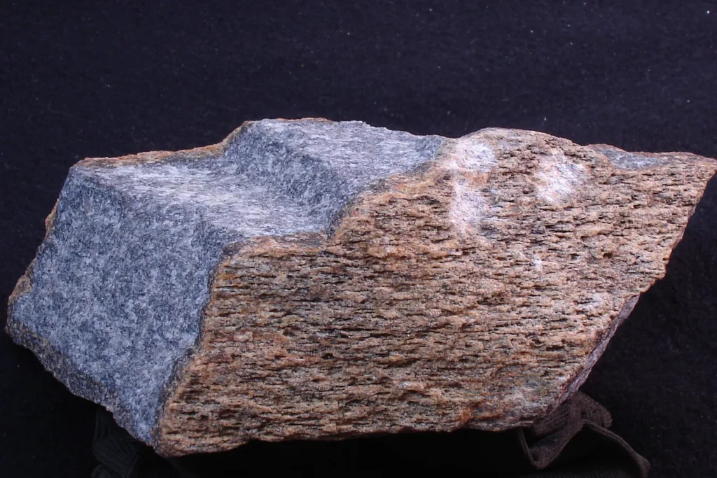 Granulite : Properties, Compositions, Uses » Geology Science
