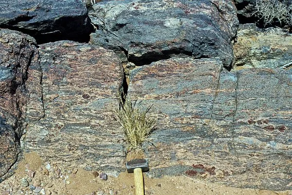 Granulite : Properties, Compositions, Uses » Geology Science