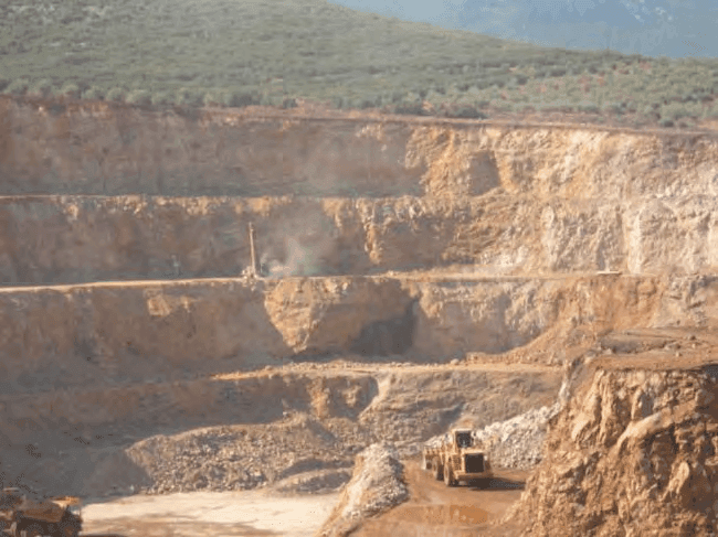 Lateritic Deposits : Formation, Mineralogy, Ores » Geology Science