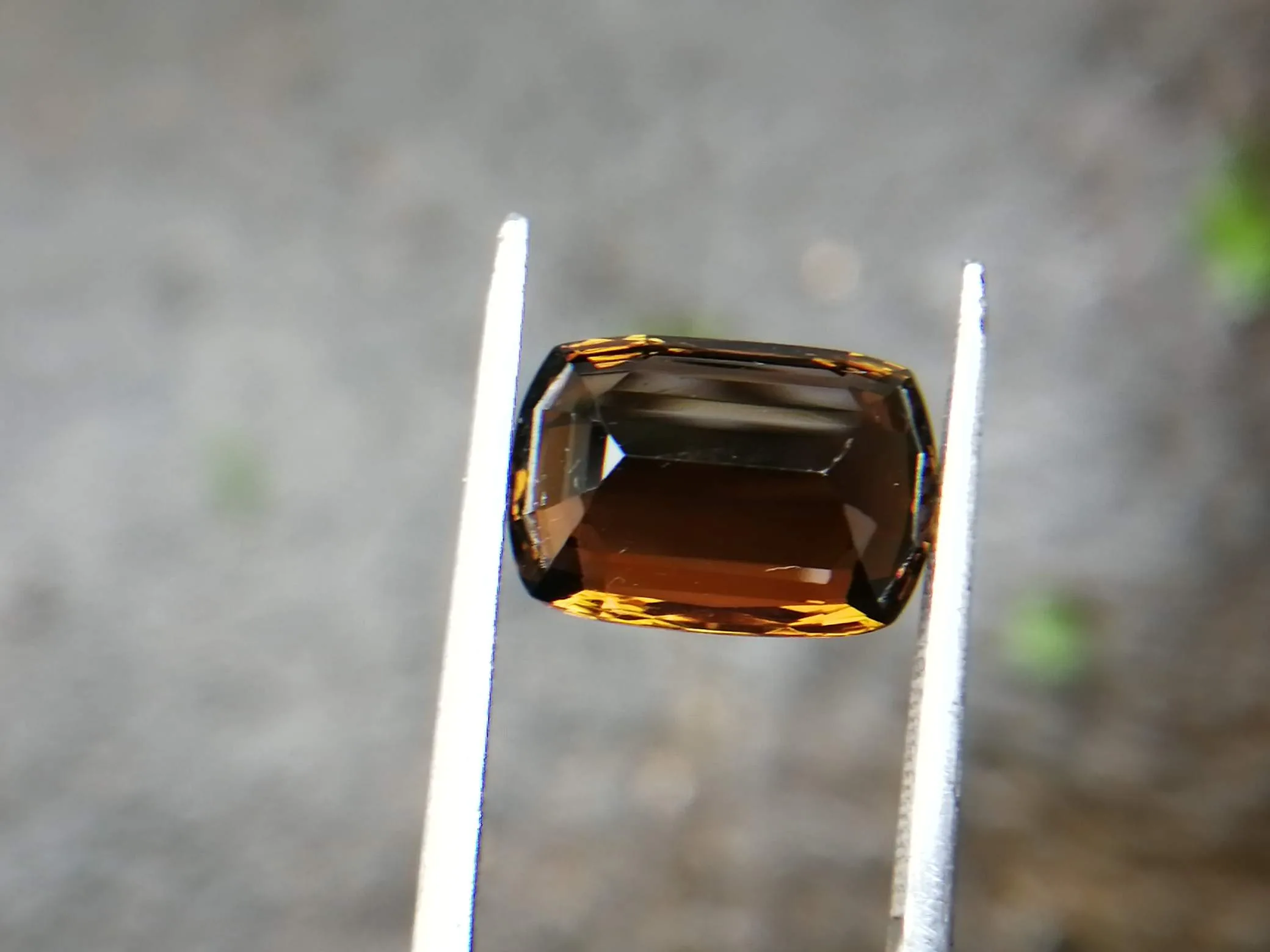 Dravite (Brown Tourmaline) : Properties, Occurrence, Locations ...