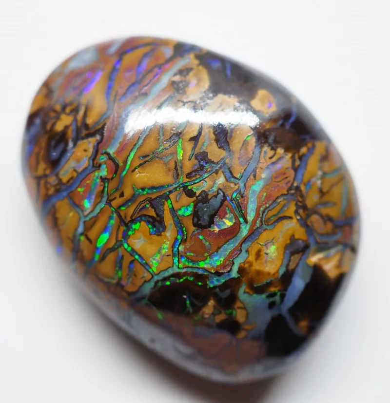 Koroit Opal : Properties, Formation, Occurrence - Geology Science