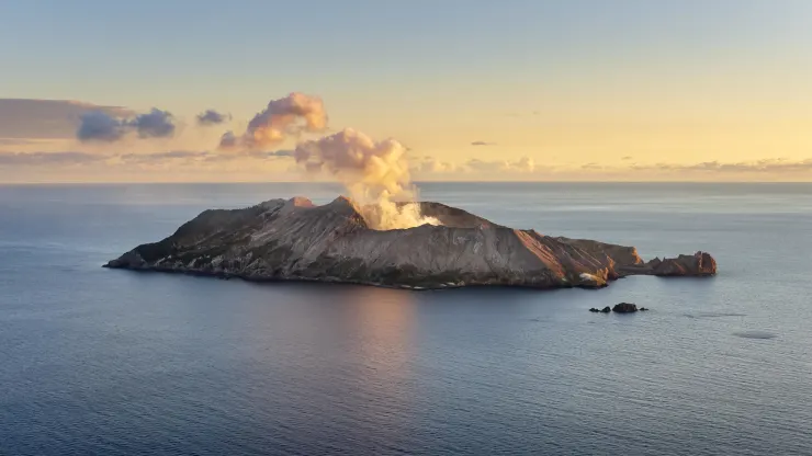 Volcano Anatomy : Types, Structure, Volcanic Landforms » Geology Science