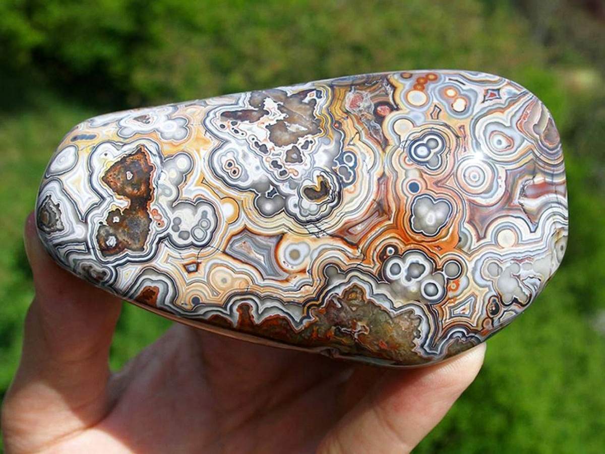 The Most Beautiful Agate Types Found Around the World » Geology Science