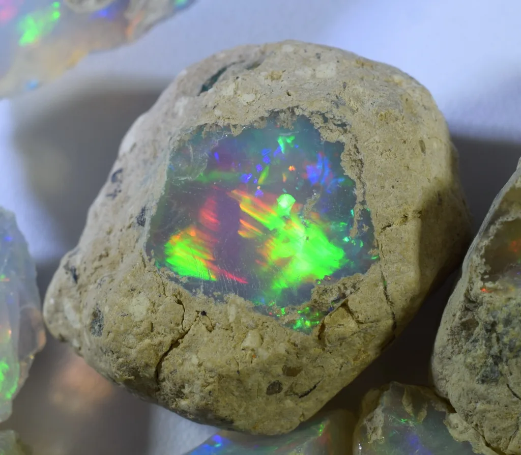 Ethiopian Opals : Properties, Formation, Locations - Geology Science