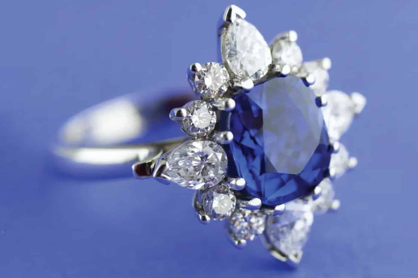 Gemstone Cuts and Shapes: Choosing the Perfect Style for Your Jewelry