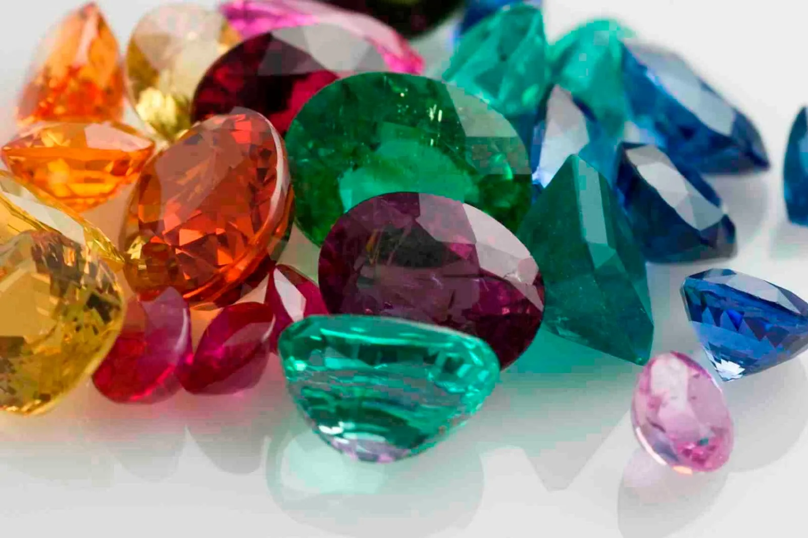 Gemstone Formation: From Earth's Depths to Jewelry - Geology Science
