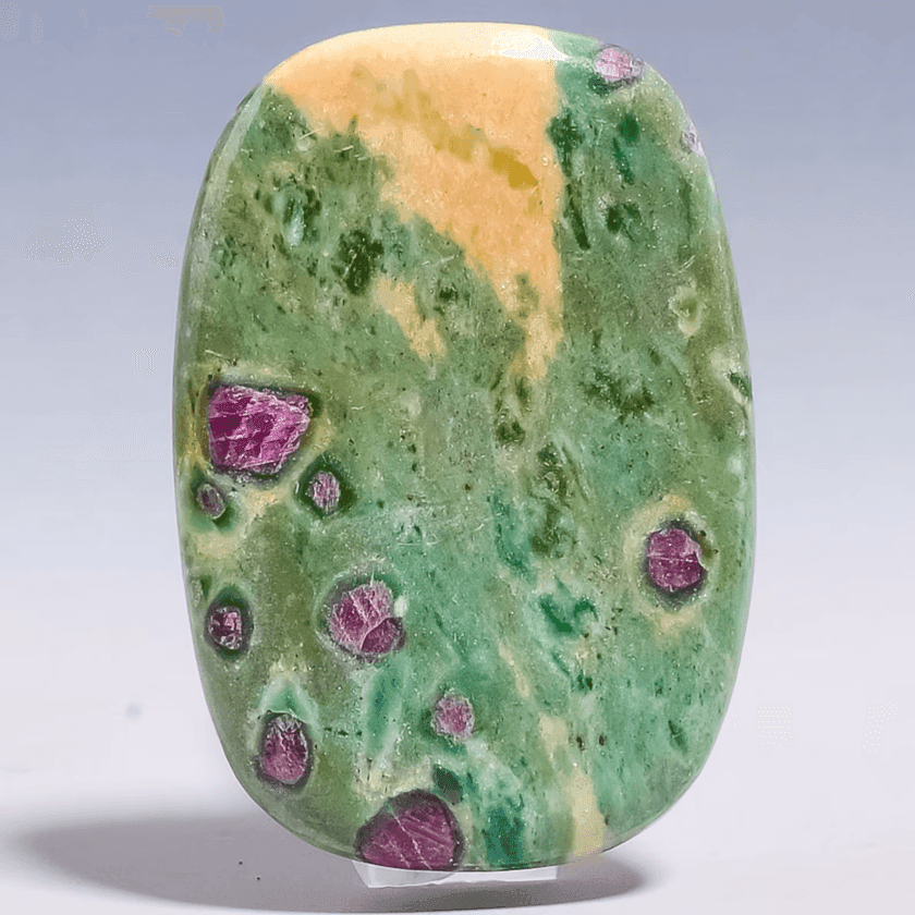 Fuchsite : Properties, Formation, Uses, Locations - Geology Science