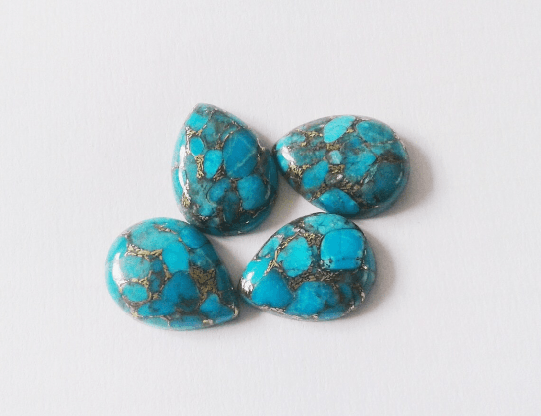 Mohave Turquoise : Properties, Formation, Location, Uses - Geology Science