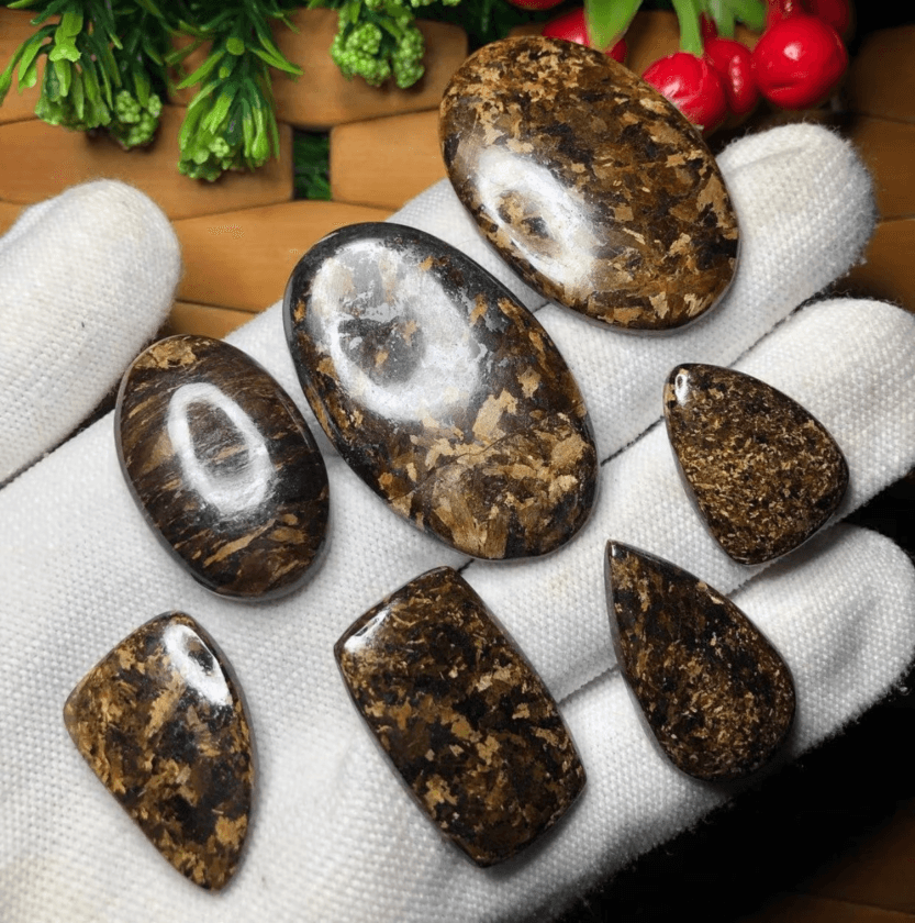Brown Jasper : Properties, Formation, Uses, Locations - Geology Science