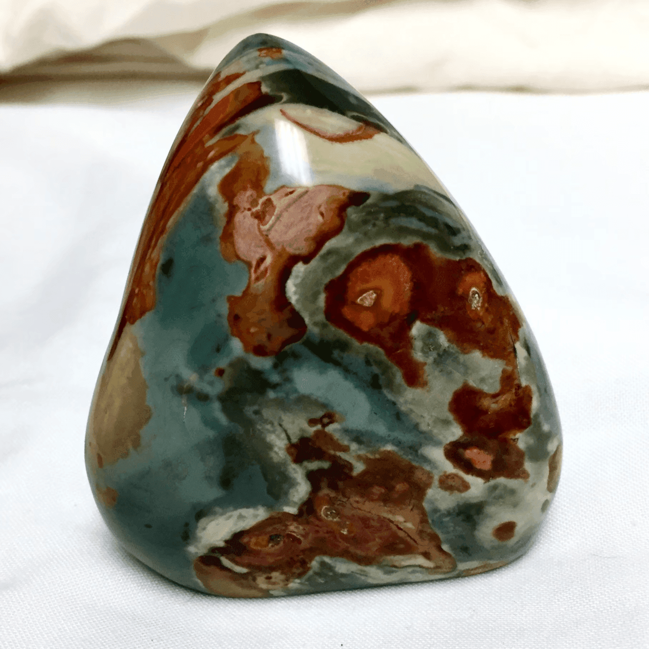 Polychrome (Desert) Jasper : Properties, Formation, Uses - Geology Science