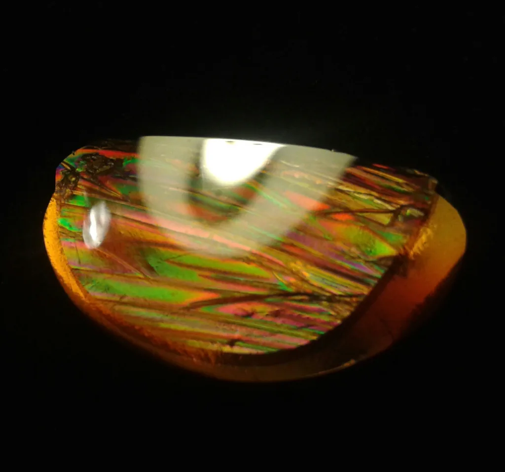 Fire Obsidian : Properties, Formation, Uses, Locations » Geology Science