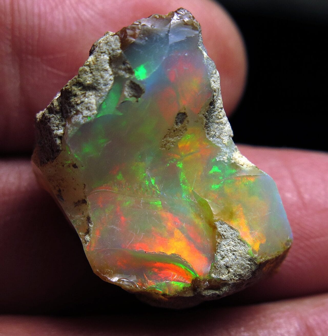 Welo Opal : Properties, Formation, Uses, Locations - Geology Science