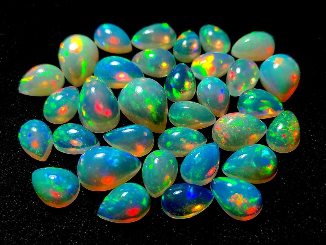 Welo Opal : Properties, Formation, Uses, Locations - Geology Science