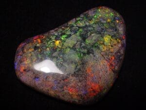 Andamooka Opal : Properties, Formation, Uses, Locations - Geology Science