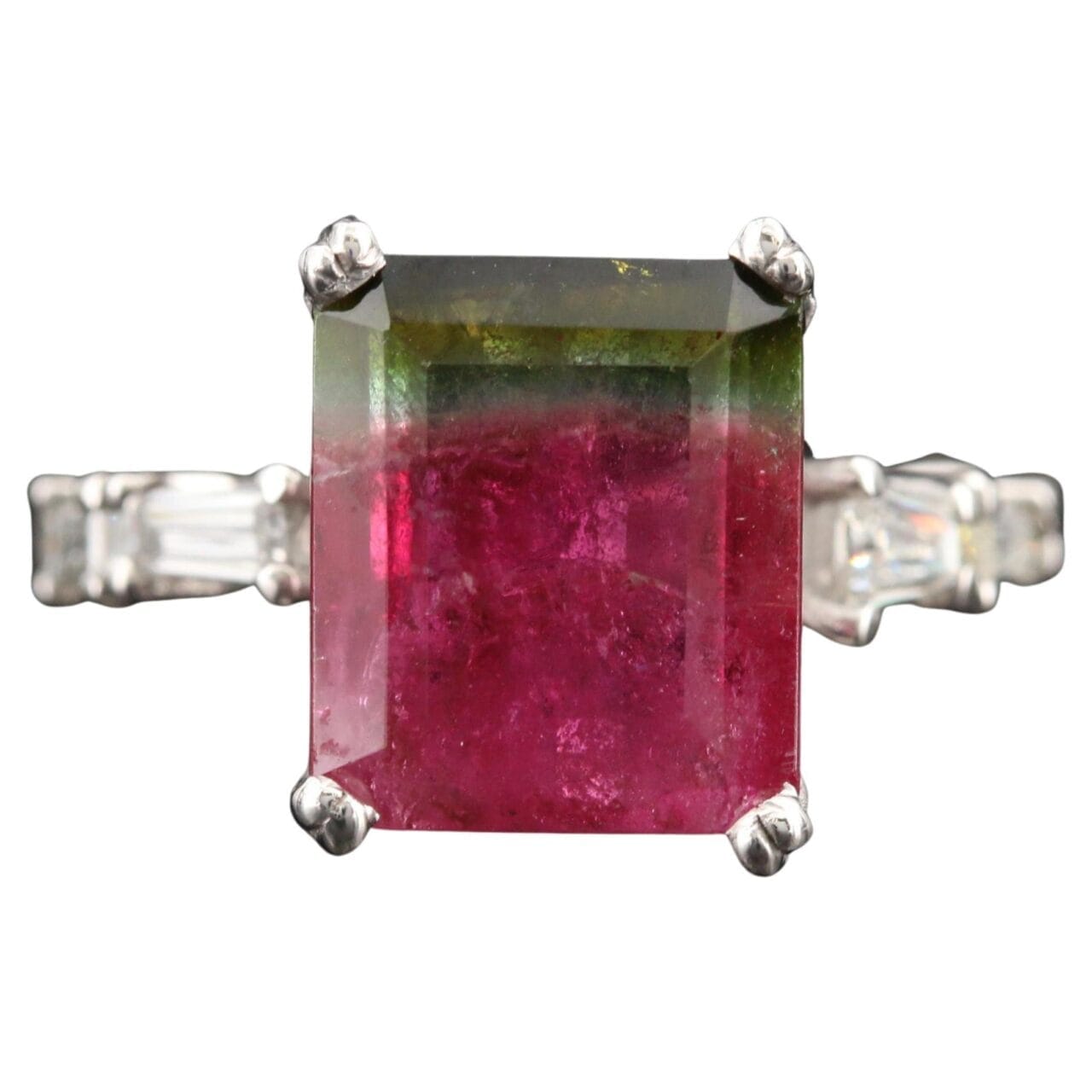 Bi-color Tourmaline : Properties, Formation, Locations - Geology Science