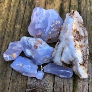 Ellensburg Blue Agate : Properties, Formation, Uses, Locations ...
