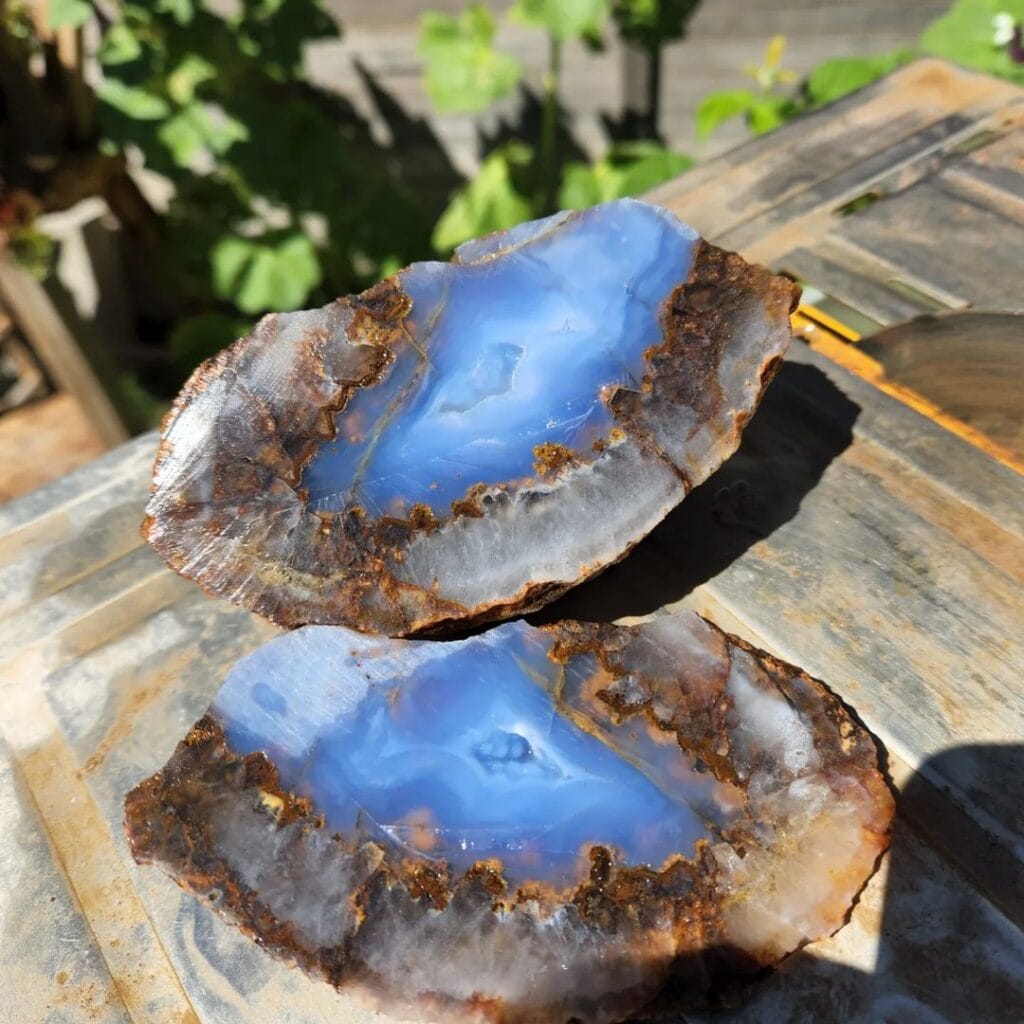 Ellensburg Blue Agate : Properties, Formation, Uses, Locations ...
