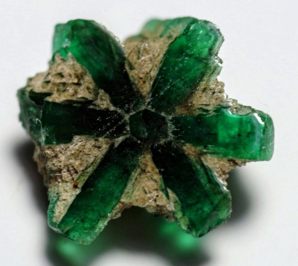 Trapiche Emeralds: Properties, Formation, Uses, Locations » Geology Science