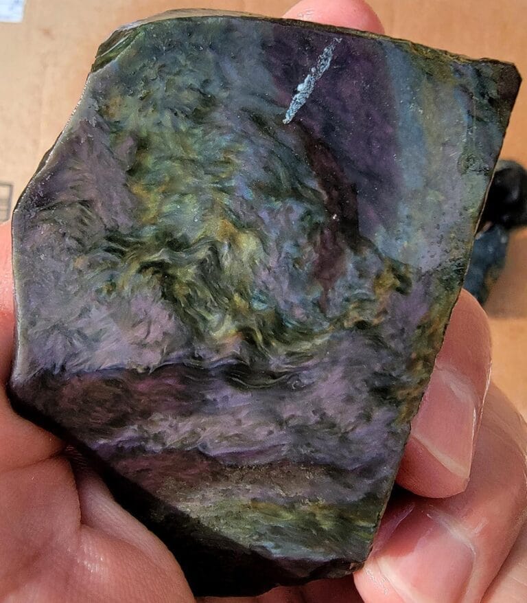 Velvet Obsidian : Properties, Formation, Uses - Geology Science