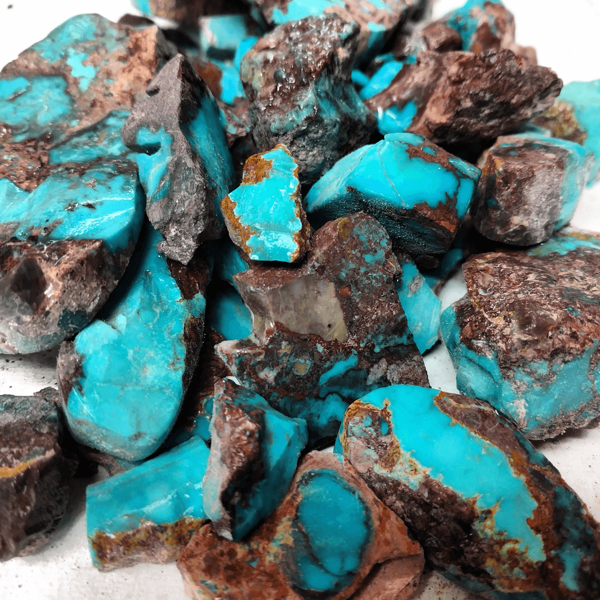 Bisbee Turquoise : Properties, Uses - Geology Science