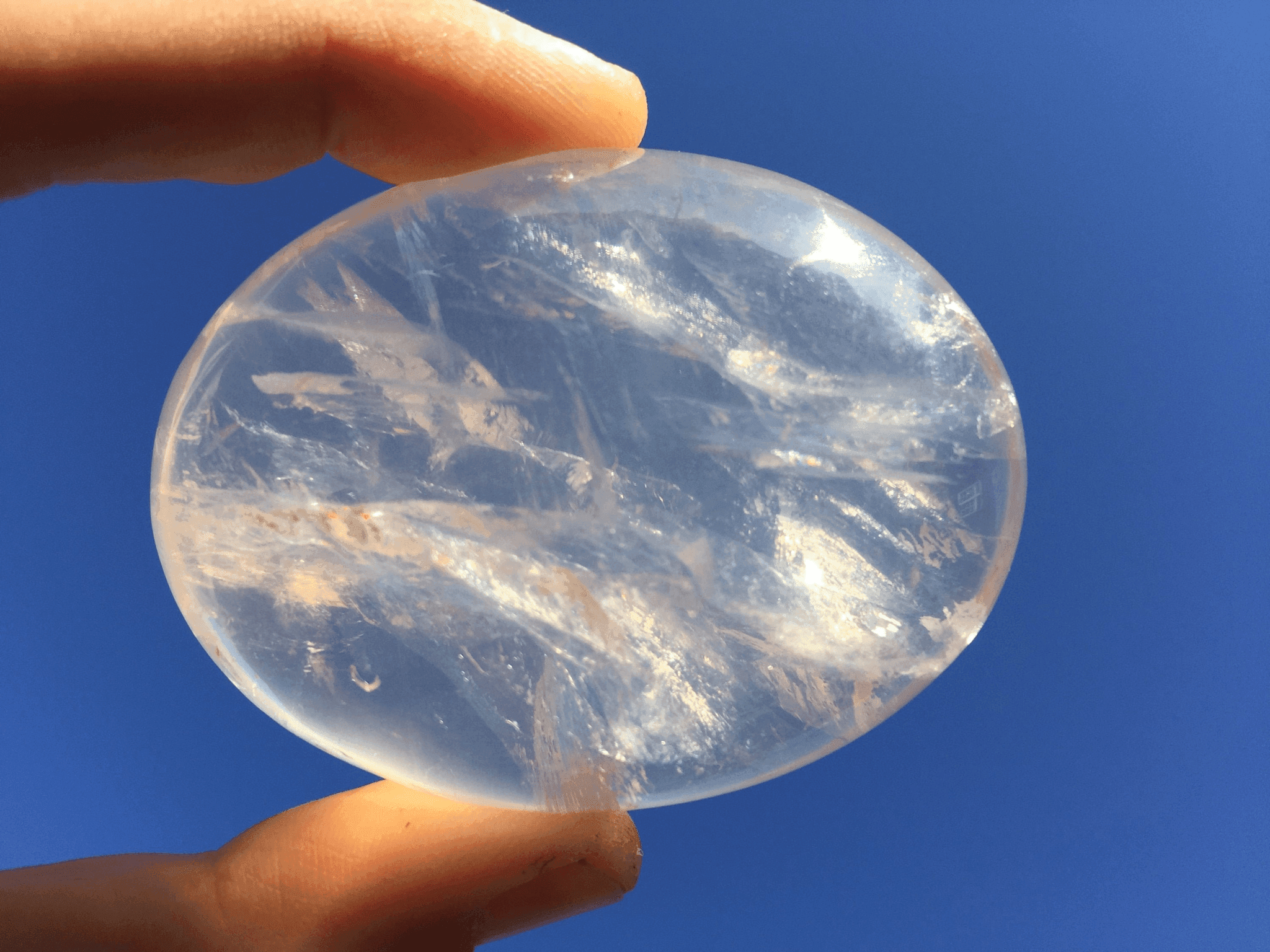 Girasol Quartz : Properties, Formation, Uses - Geology Science