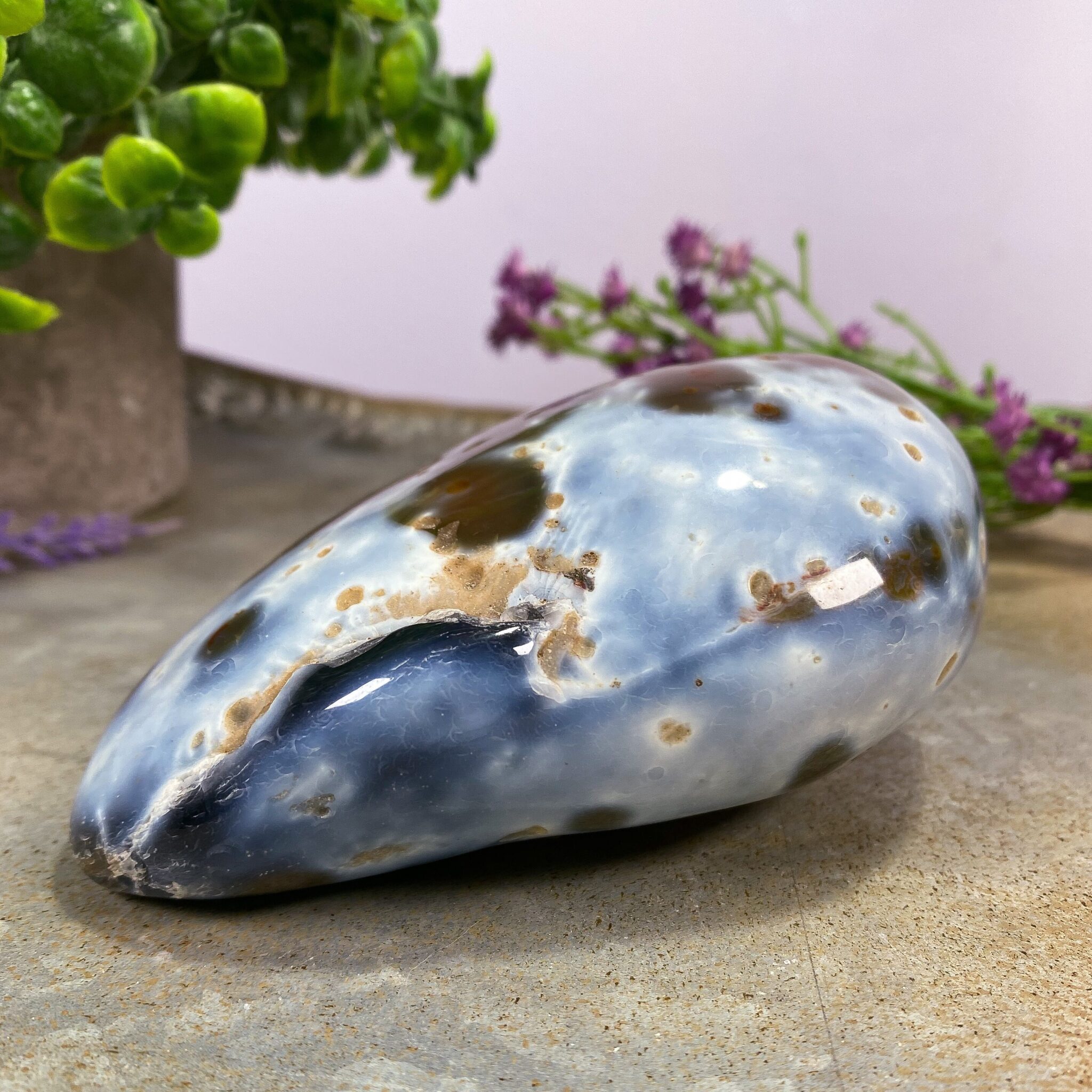 Enhydro Agate : Properties, Formation, Uses, Localities » Geology Science