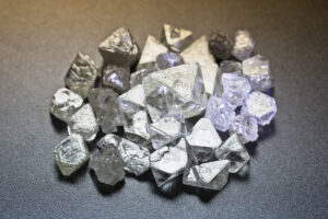 Diamond Types and Their Colors - Geology Science