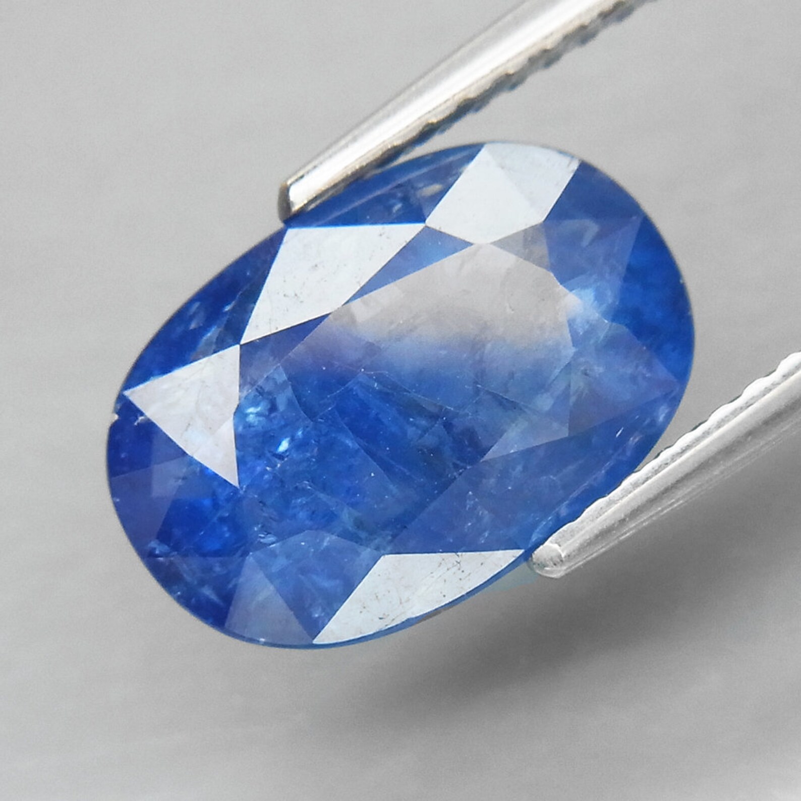 Most Precious Types of Sapphires » Geology Science