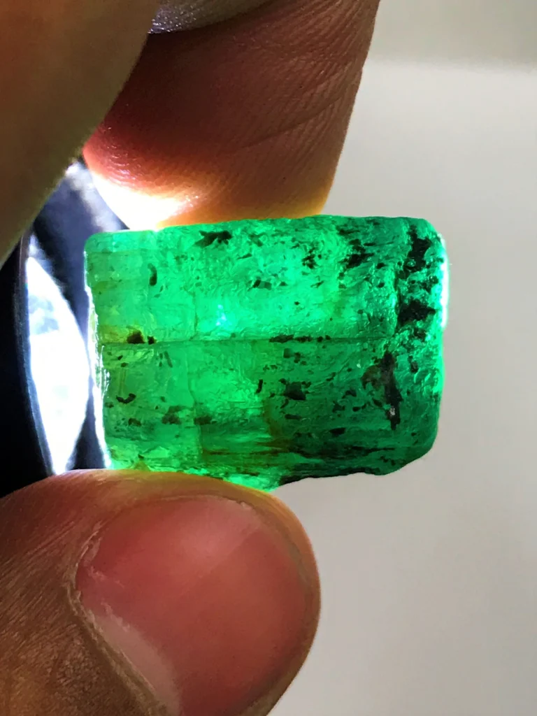 Emerald: Geological Formation and the Role of Trace Elements in Color