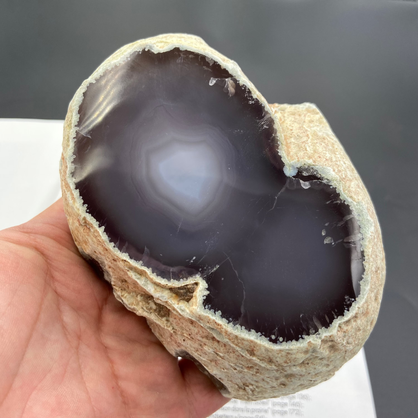 Enhydro Agate : Properties, Formation, Uses, Localities » Geology Science