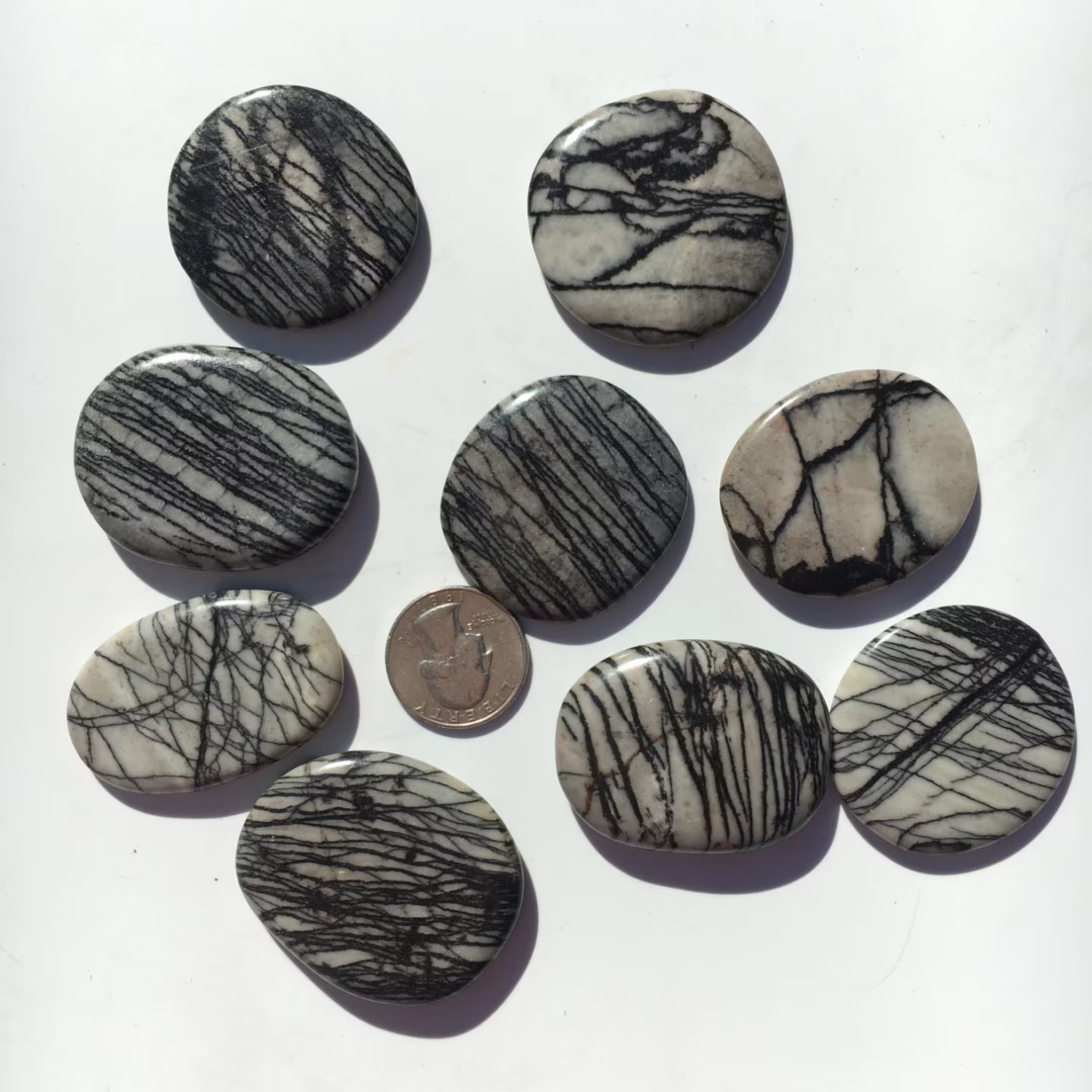 Spiderweb Stone : Uses, Properties, Formation - Geology Science