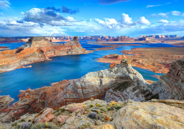 Lago Powell: una maravilla geológica en el suroeste de Estados Unidos ...