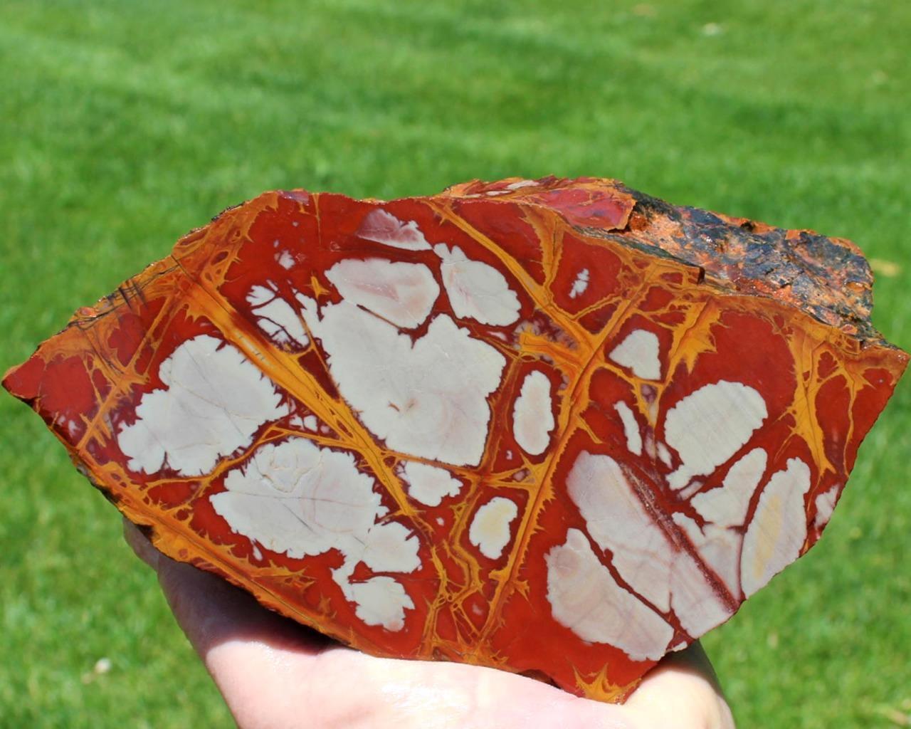 Noreena Agate : Properties, Formation, Uses - Geology Science