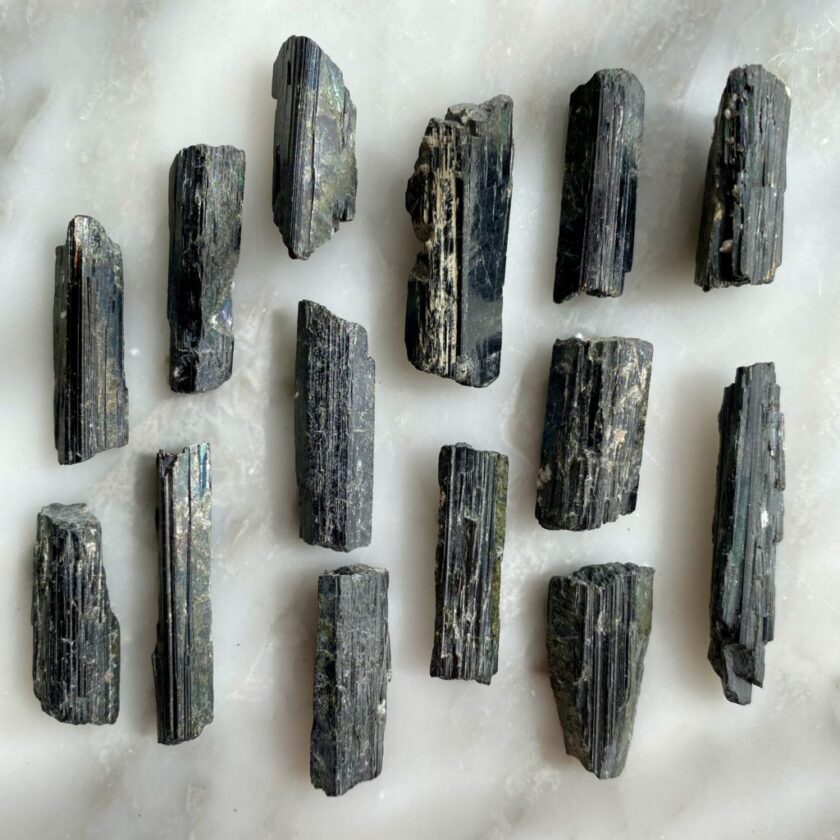 Aegirine : Properties, Formation, Uses - Geology Science