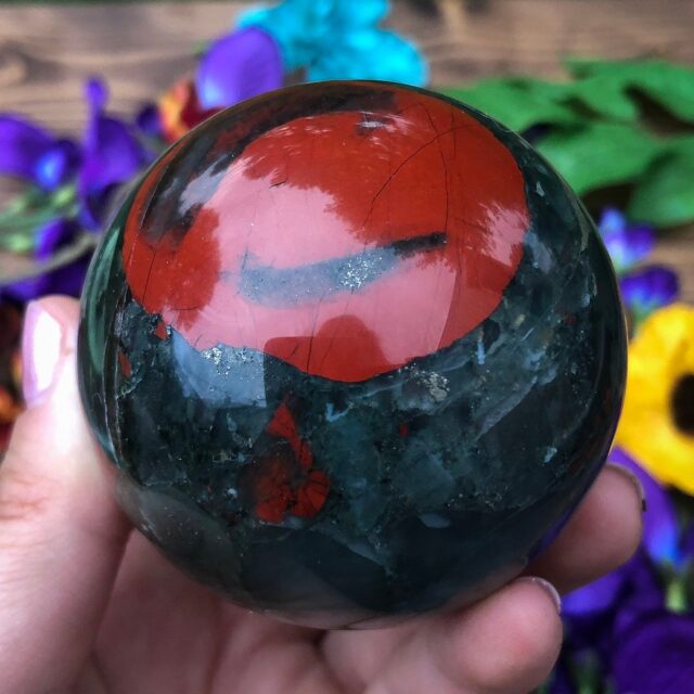 African Bloodstone : Properties, Formation, Uses - Geology Science