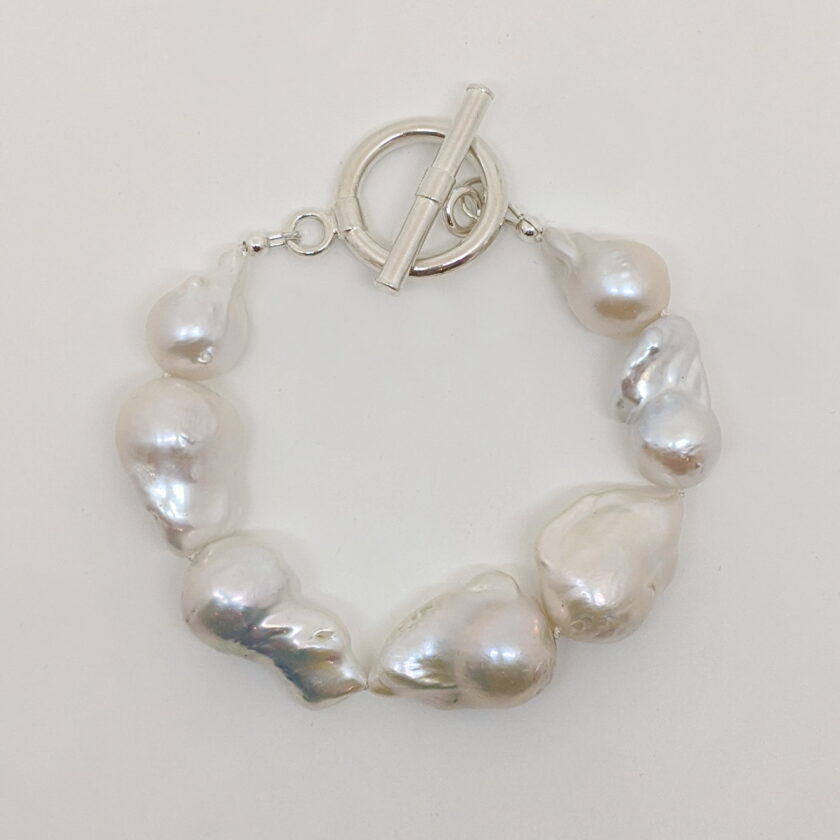 Baroque Pearls : Properties, Formation, Uses - Geology Science