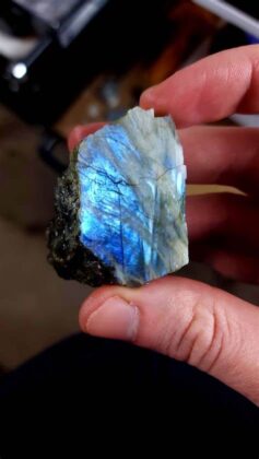 What is Adularescence and Minerals? » Geology Science