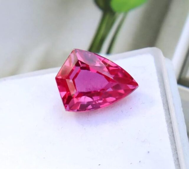 Spinel: The Underrated Beauty – History and Characteristics - Geology ...